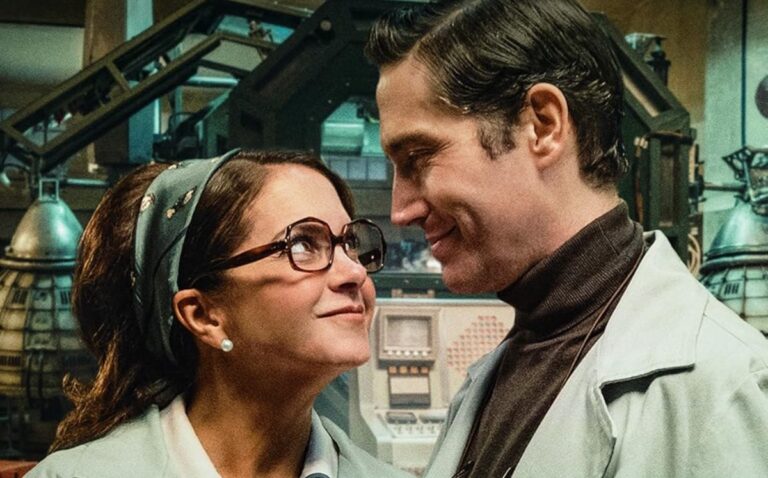 Recensie: Nuestros Tiempos [Netflix; Chava Cartas, 2025] - Tim Bouwhuis