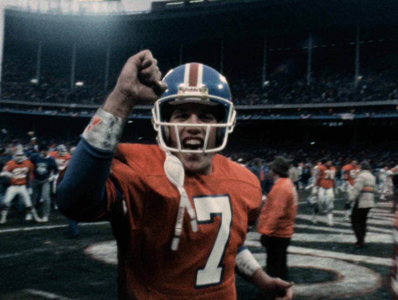 Recensie: Elway [Ken Rodgers & Chris Weaver; Netflix, 2025] - Tim Bouwhuis